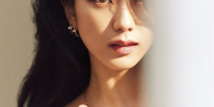 Blackpink Fans Demand Apology From Tc Candler For Disrespecting Jisoo